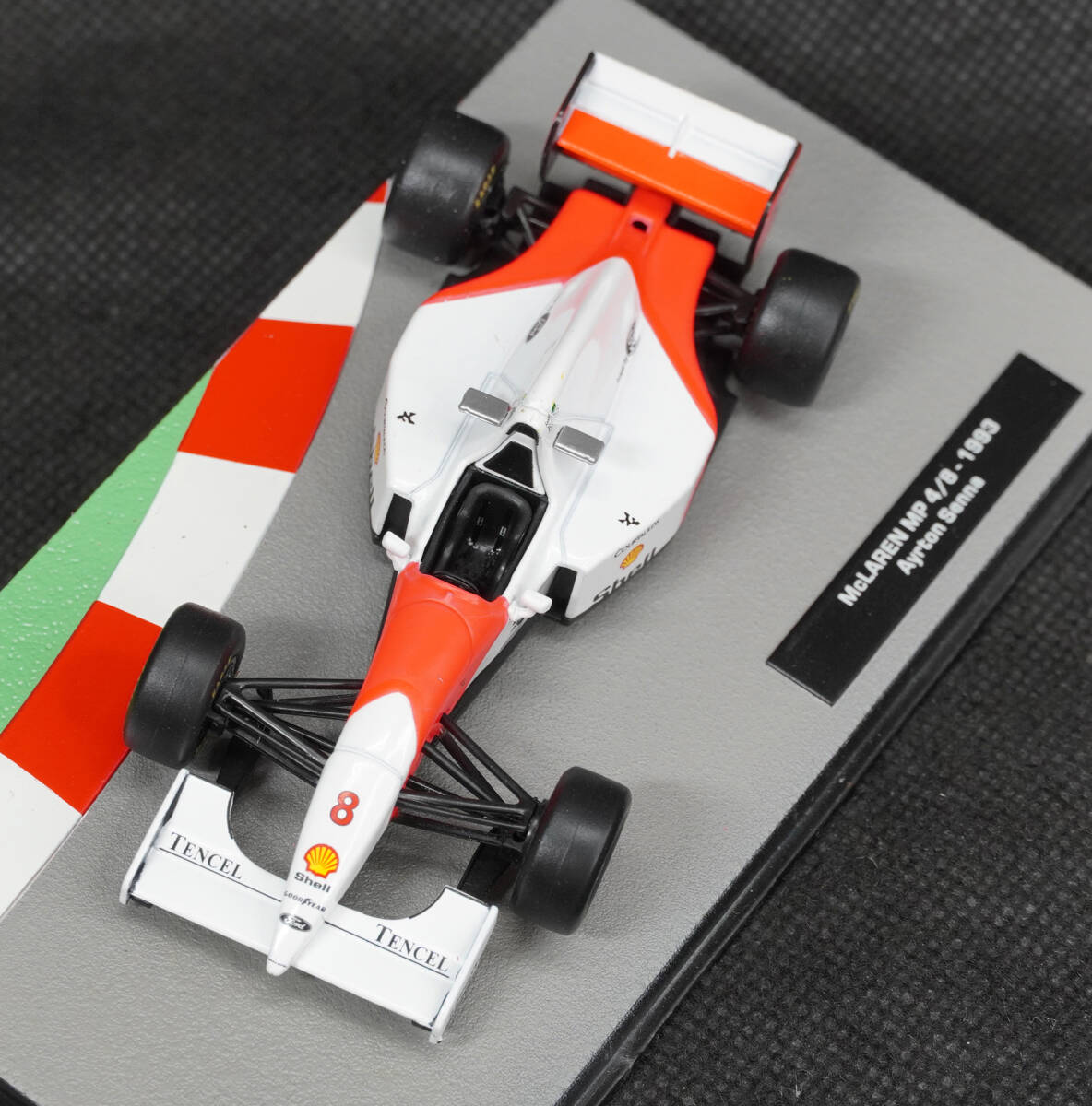 日本代購代標第一品牌【樂淘letao】－ 19 マクラーレンMP4/8 アイルトン・セナ 1993 F1マシンコレクション1/43デアゴスティーニ 模型のみ