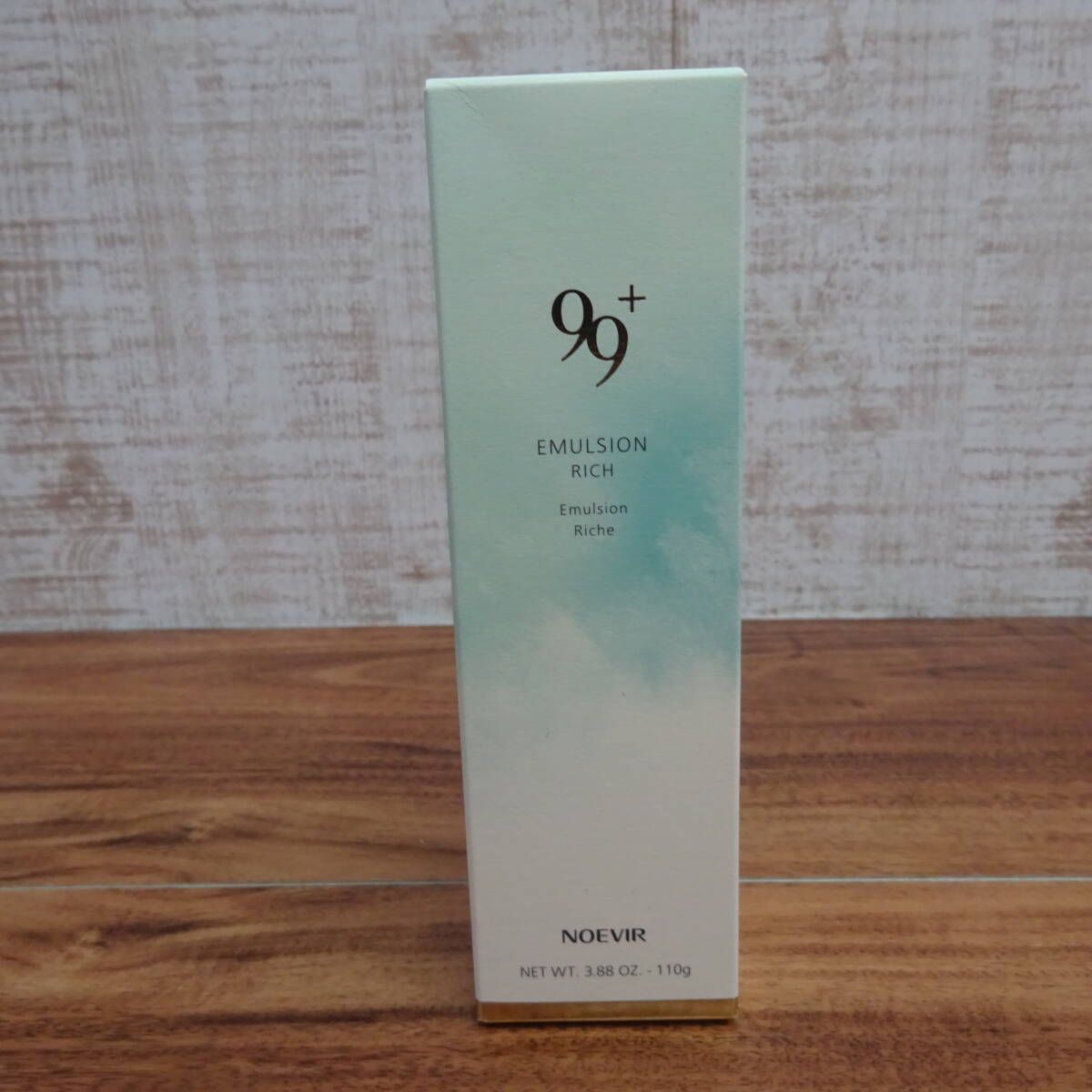 Yahoo!オークション - 新品未開封 ノエビア ノエビア99プラス ミルクロ...