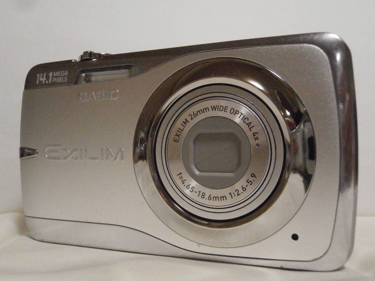 デジカメ CASIO EXILIM EX-Z550 シルバー 14.1メガ 089A(カシオ)｜売買されたオークション情報、yahooの商品情報をアーカイブ公開 - オークファン（aucfan ...