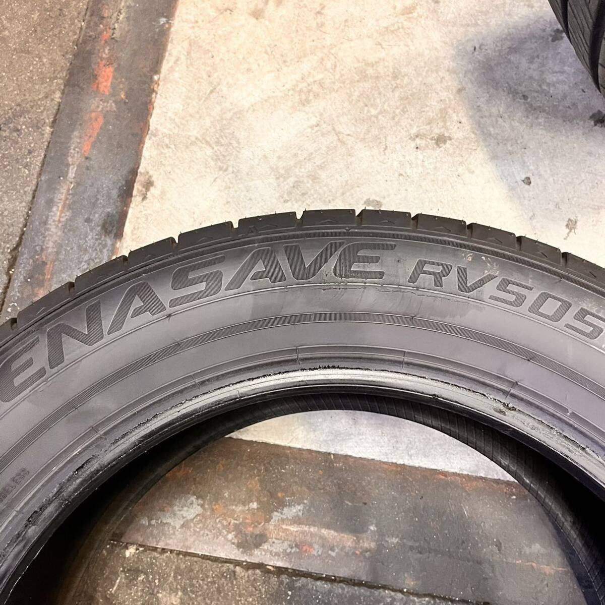 Yahoo!オークション - ダンロップ DUNLOP ENASAVE RV505 225/55-17夏タ...