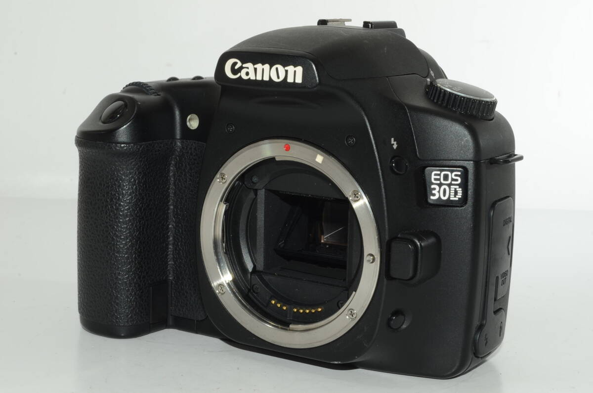 Yahoo!オークション - 【外観並級】Canon キャノン EOS 30D ボディ デ...