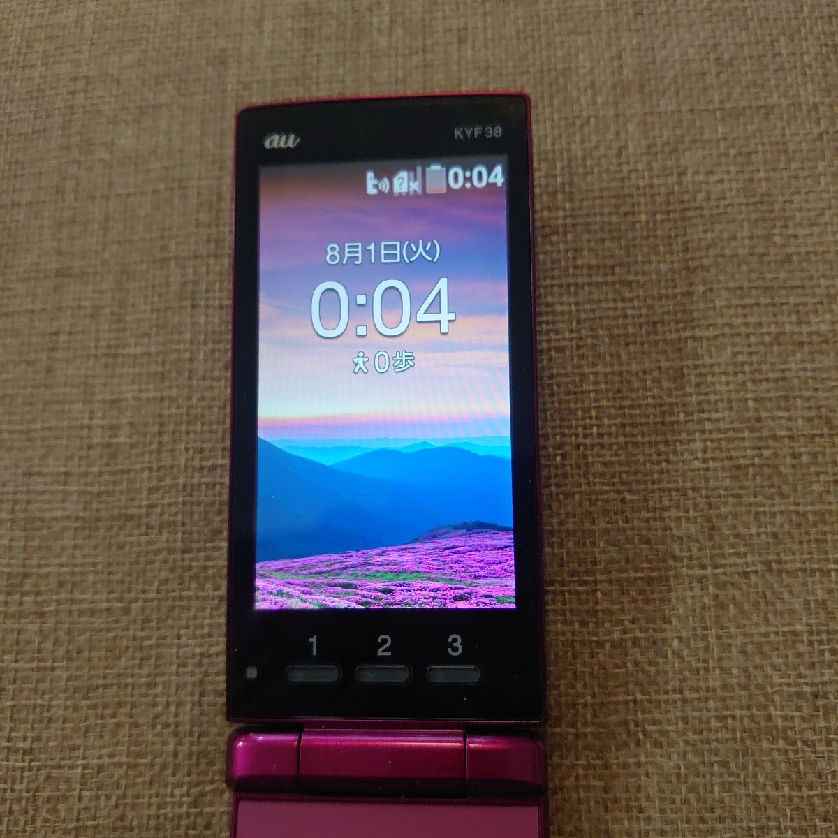 Yahoo!オークション - KYF38 au 赤