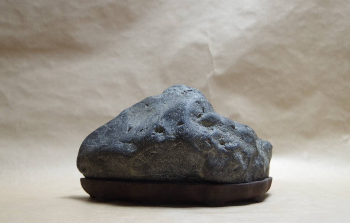 Yahoo!オークション - 山型石2.9kg H13㎝ 鑑賞石 水石 飾り石