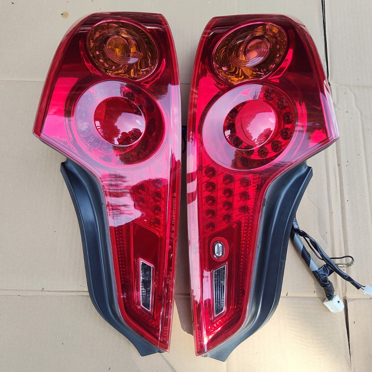 Yahoo!オークション - CPV35 スカイラインクーペ 後期テール US加工済