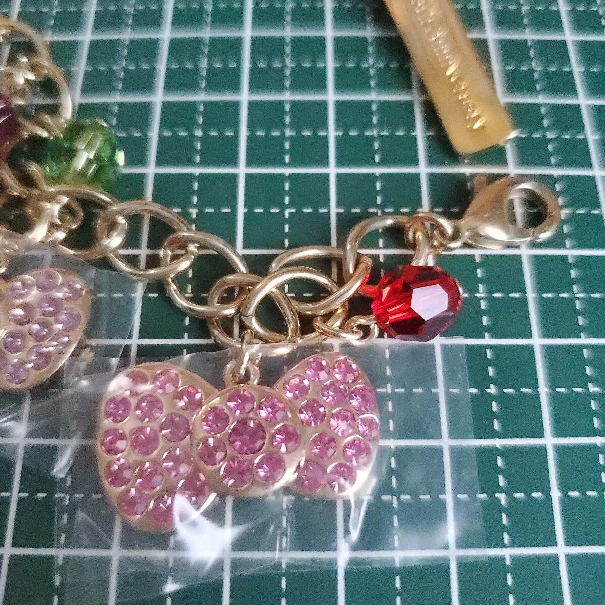 HELLOKITTY キーリング&ブレスレット funberry jewelberry 新品 HELLOKITTY キーリング&ブレスレット funberry jewelberry 新品