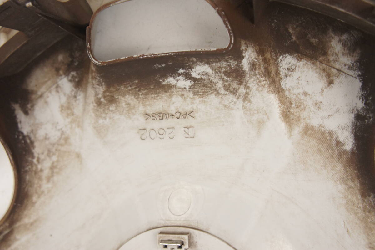 Yahoo!オークション - 4枚 ホイールキャップ NCP10 10系 ヴィッツ R260...