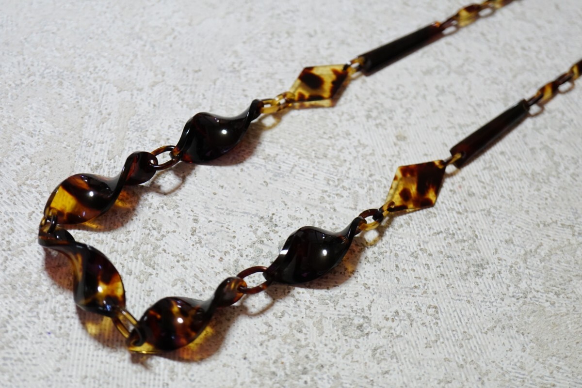 813 本鼈甲 べっ甲 ネックレス ヴィンテージ アクセサリー アンティーク べっこう 首飾り ペンダント 装飾品(べっ甲)｜売買されたオークション情報、yahooの商品情報をアーカイブ公開 ...