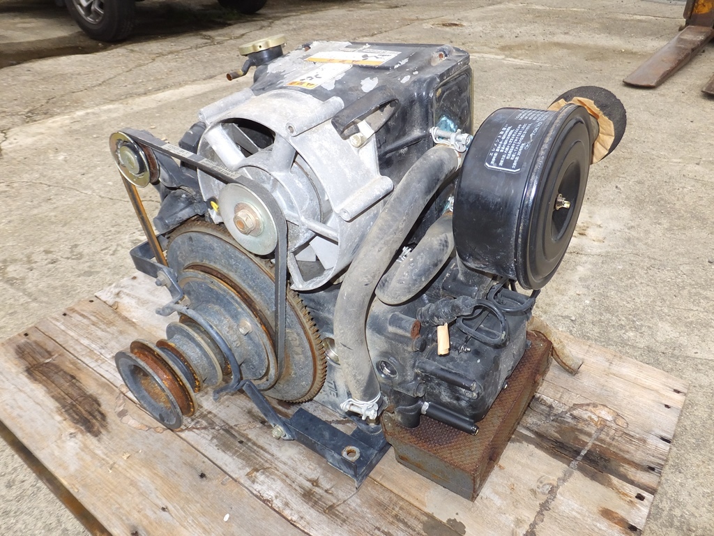 Yahoo!オークション - 始動OK 愛知 C45 ディーゼル エンジン 8.5馬力 ...