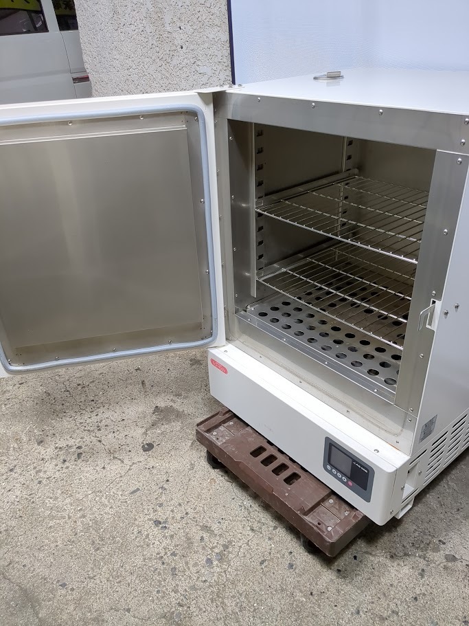 アズワン 定温乾燥器 タイマー仕様 自然対流式 87L EO-450V(空調、乾燥)｜売買されたオークション情報、yahooの商品情報をアーカイブ公開 - オークファン（aucfan.com）