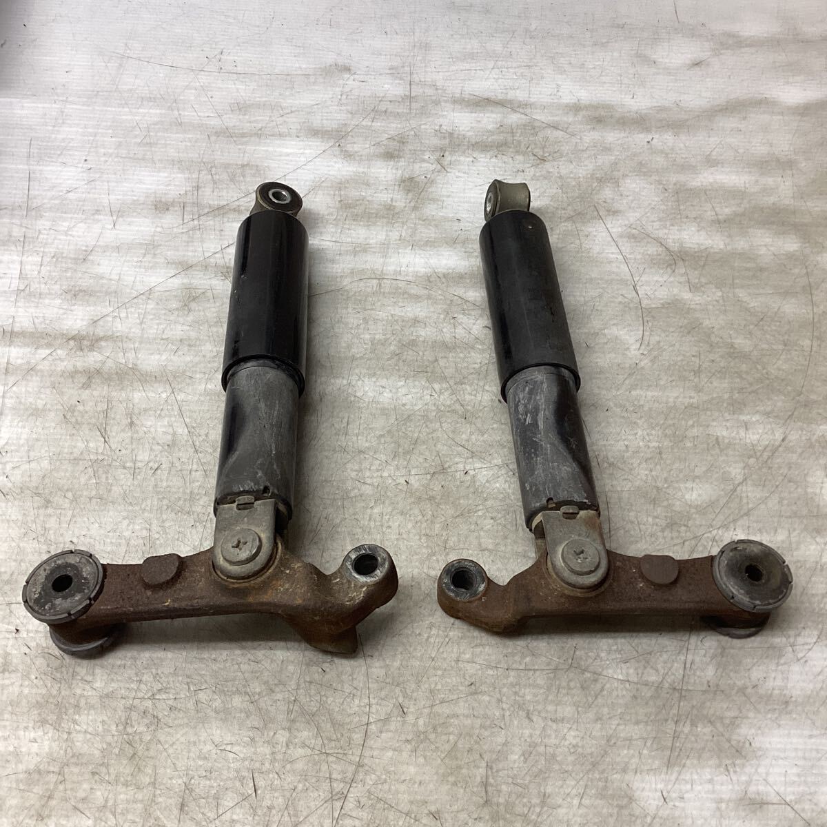 Yahoo!オークション - A09-23 ホンダ タクト AF24 フロントショック 純...