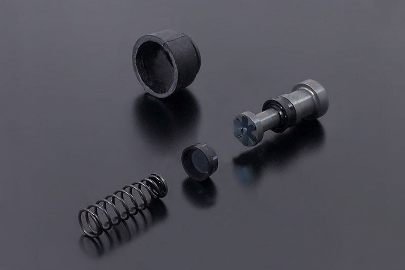 Yahoo!オークション - N81-3134 Z/KZマスターシリンダーリペアーキット...