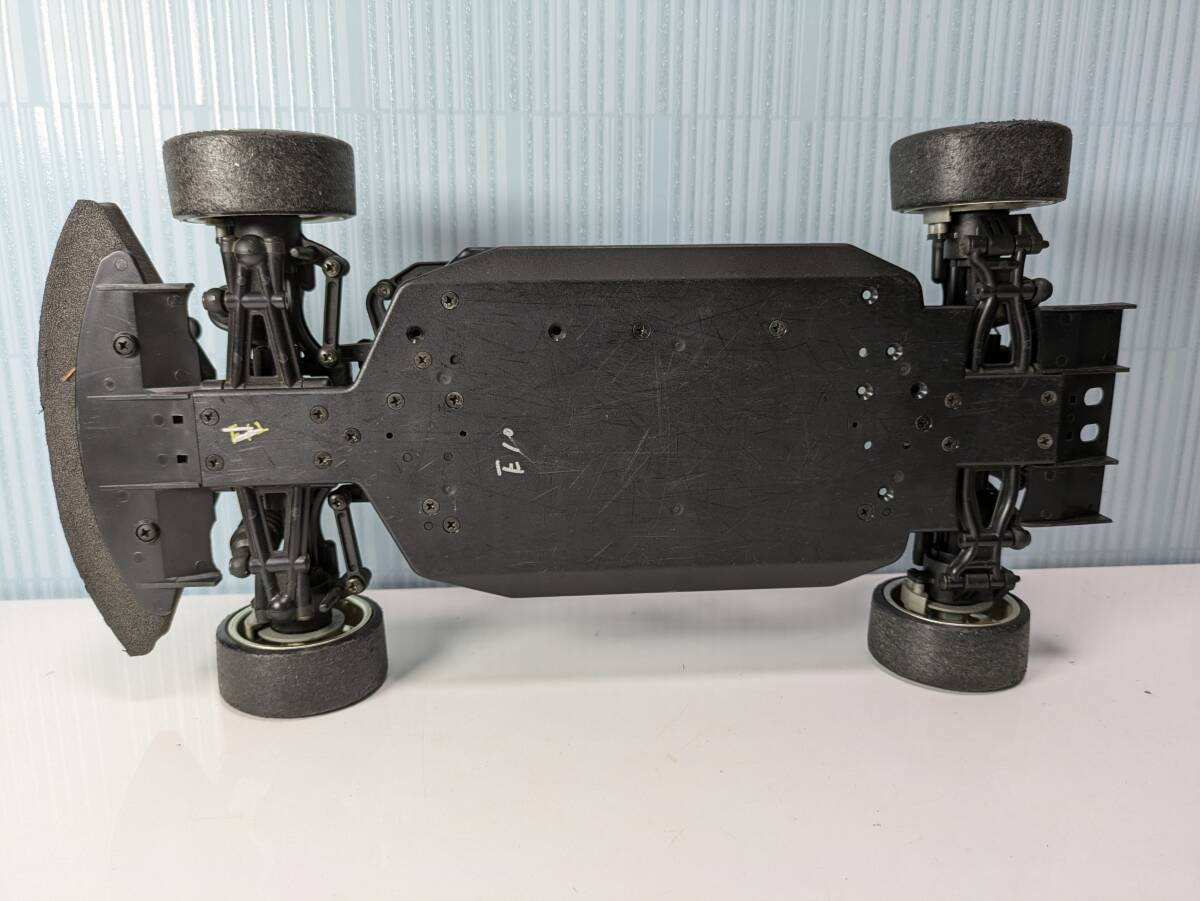 Yahoo!オークション - HPI E10 ② ジャンク 組立済み 本体のみ ボディ...