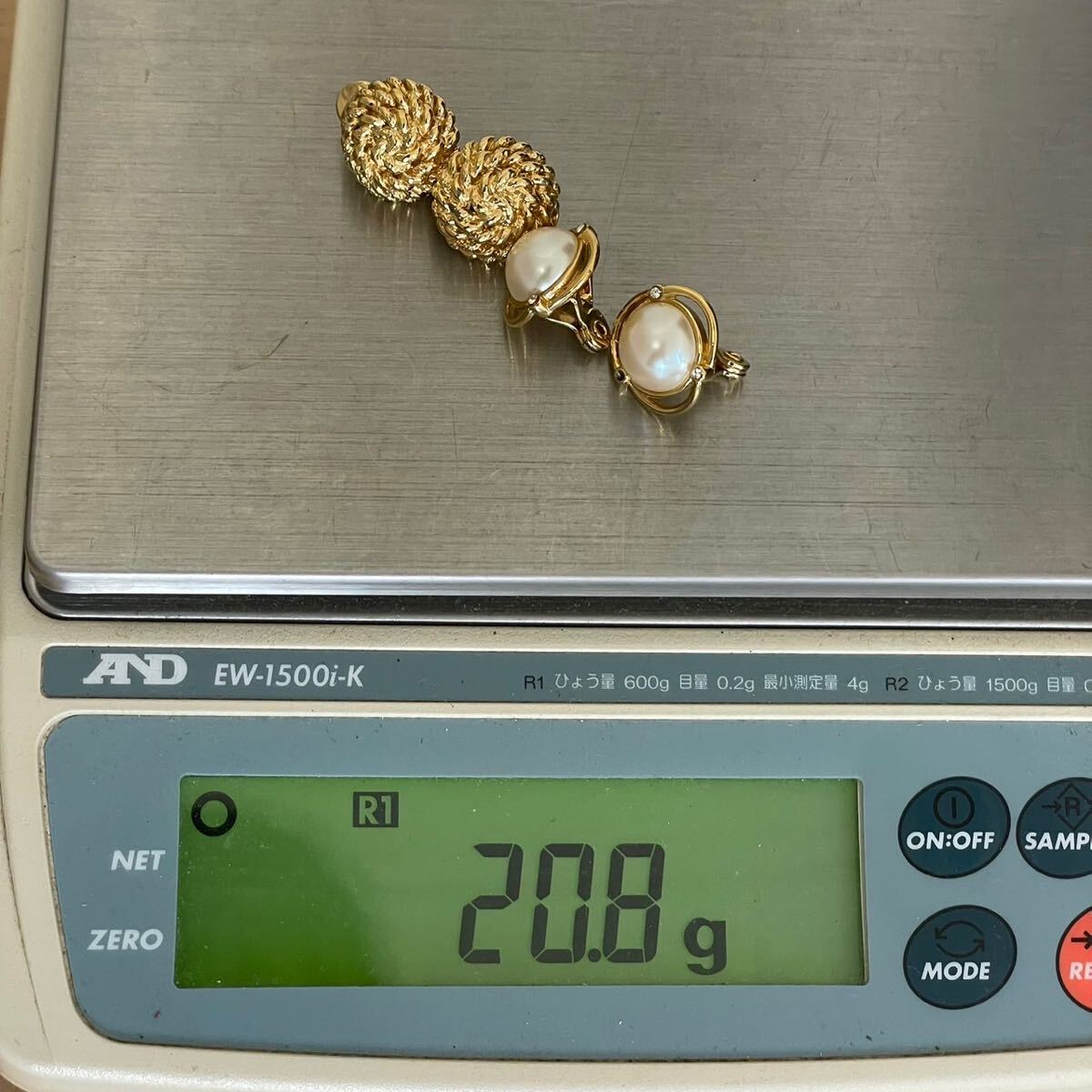 Yahoo!オークション - 【 T0821】MONET モネ イヤリング 2点 約20.8g ...