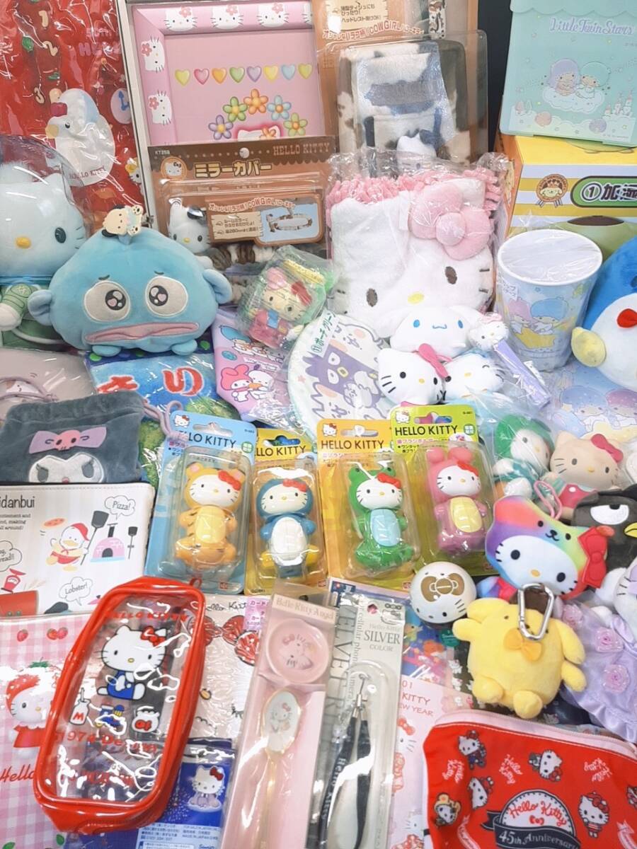 Yahoo!オークション - k99 サンリオ グッズ まとめ 大量 ハローキティ ...