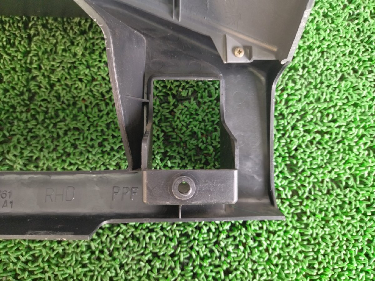 Yahoo!オークション - 三菱 メーターフード デリカトラック KB-P05T P0...