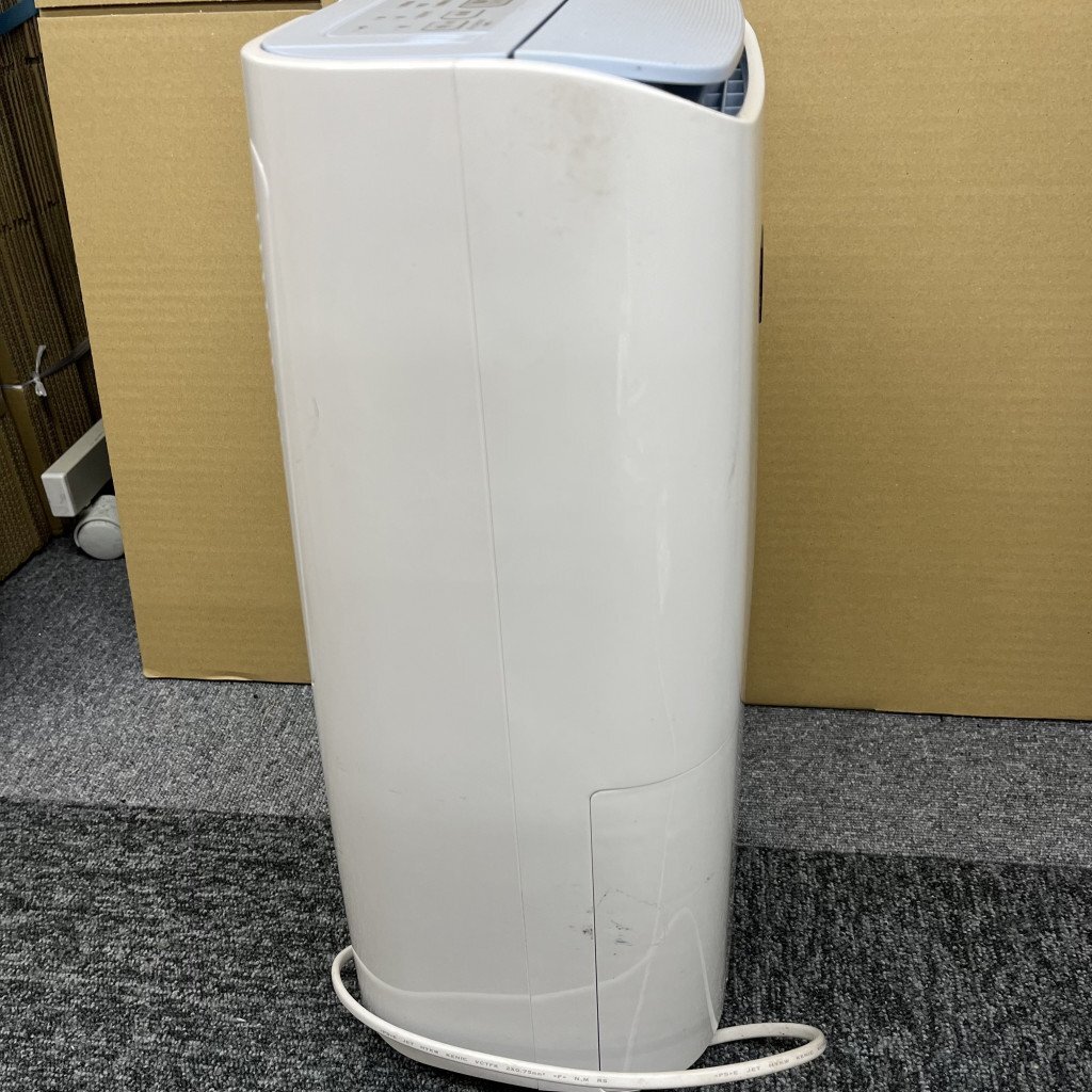 Yahoo!オークション - 141668 SHARP シャープ 除湿機 CV-H71-W 白 ホワ...