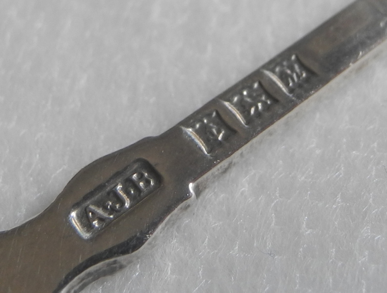 イギリス アンティーク 銀製 ご当地 スプーン CAMBRIDGE シルバー925 1961年バーミンガム ホールマーク有り スターリングシルバー(カトラリー)｜売買されたオークション情報 ...