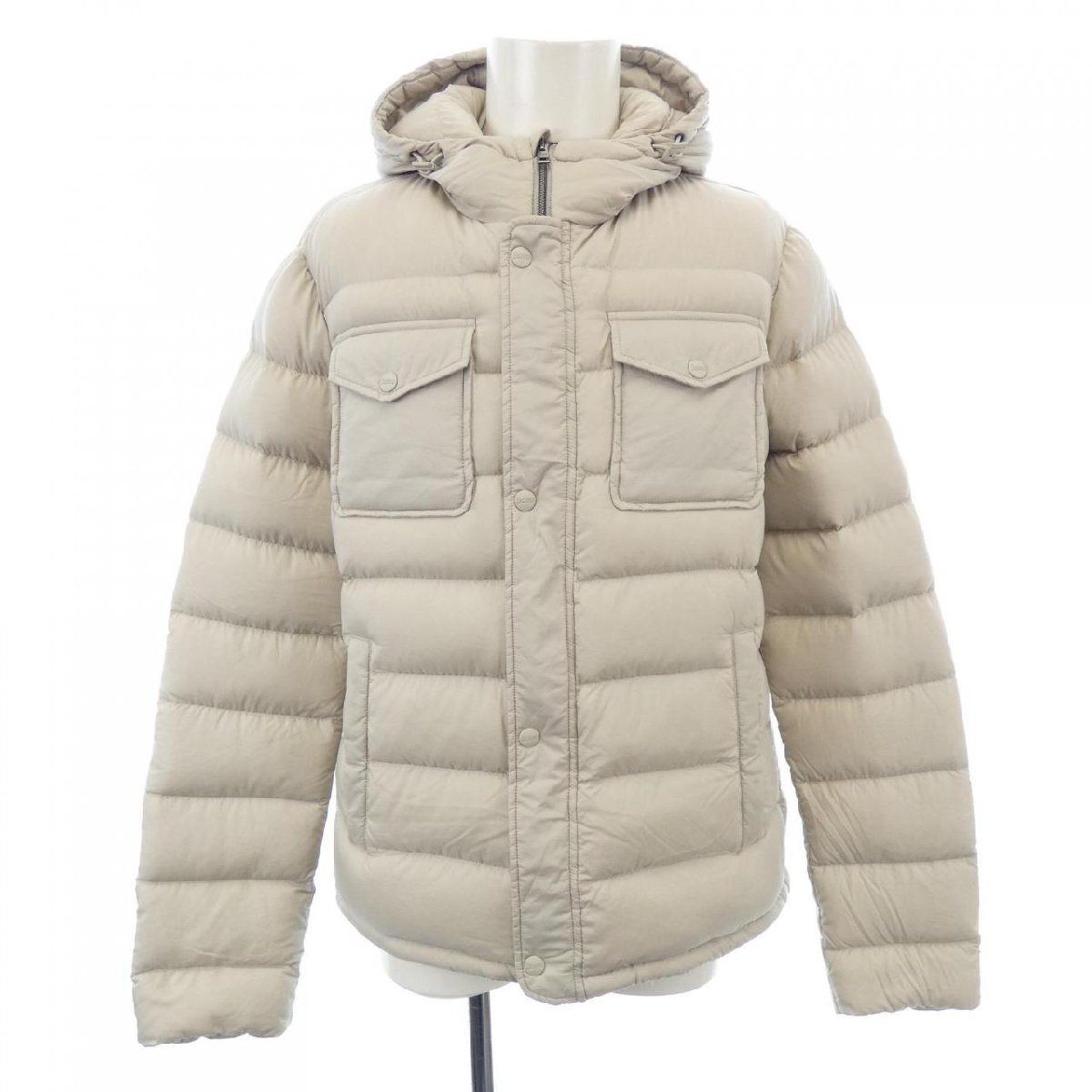 ヘルノ Herno ダウンジャケット(Mサイズ)｜売買されたオークション情報、yahooの商品情報をアーカイブ公開 - オークファン（aucfan.com）