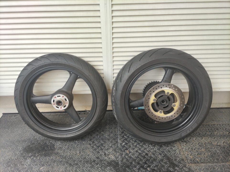 ZR7純正ホイール 前後セット 3.5j 5.0j ZRX400 ゼファー750 加工 流用 ワイド化に(セット)｜売買されたオークション情報、yahooの商品情報をアーカイブ公開 ...