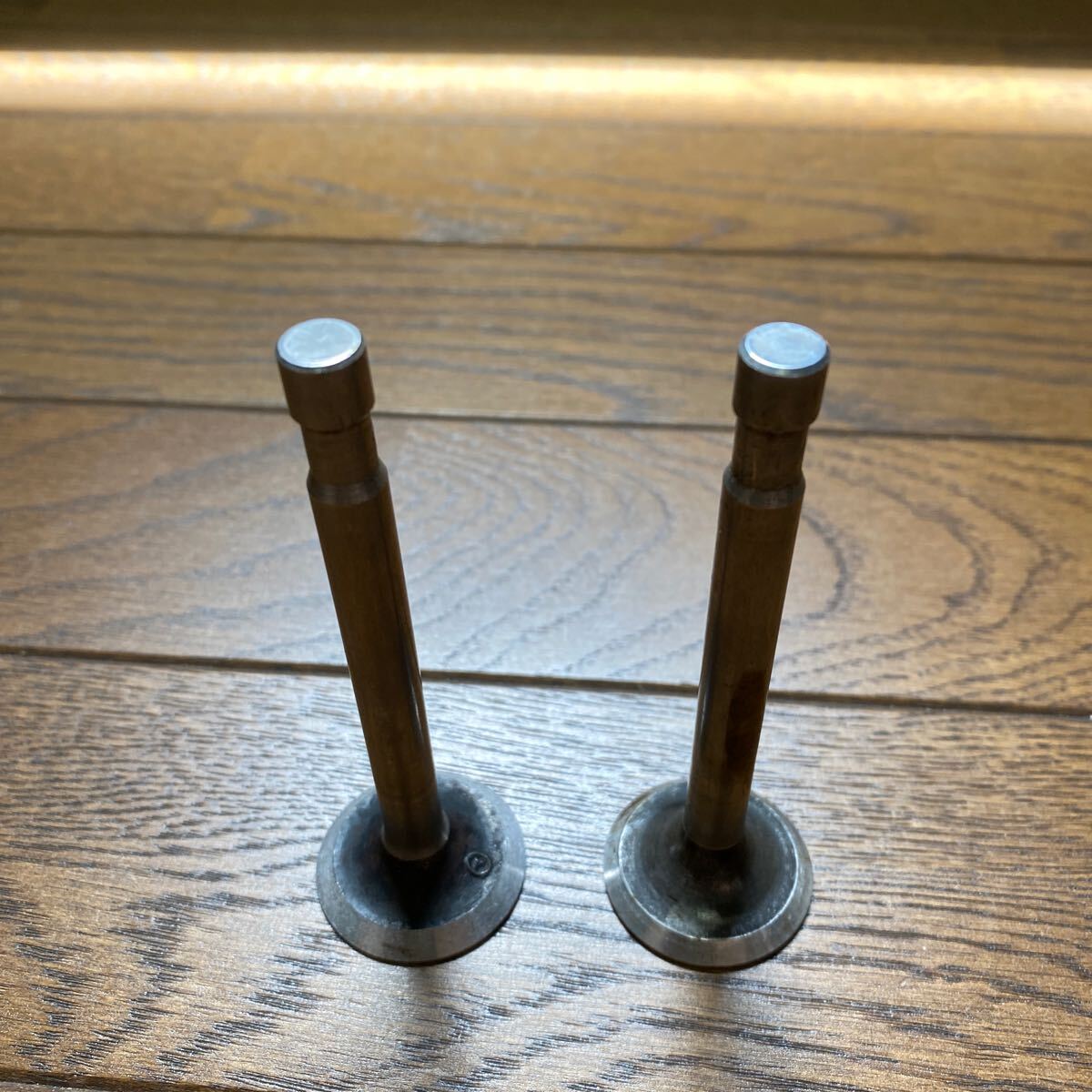 Yahoo!オークション - メグロZ7 バルブ