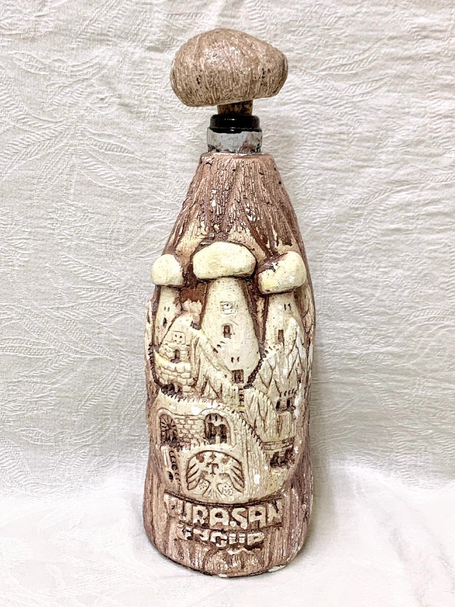 Yahoo!オークション - 15027/トゥラサン カッパドキア 奇岩 空ボトル ...