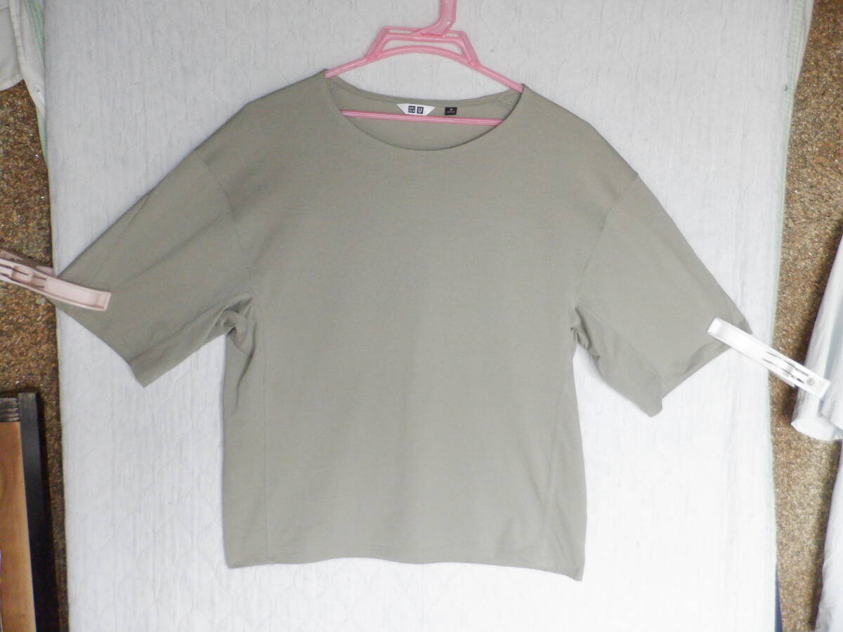 Yahoo!オークション - ユニクロ UNIQLO U AIRism Tシャツ ...