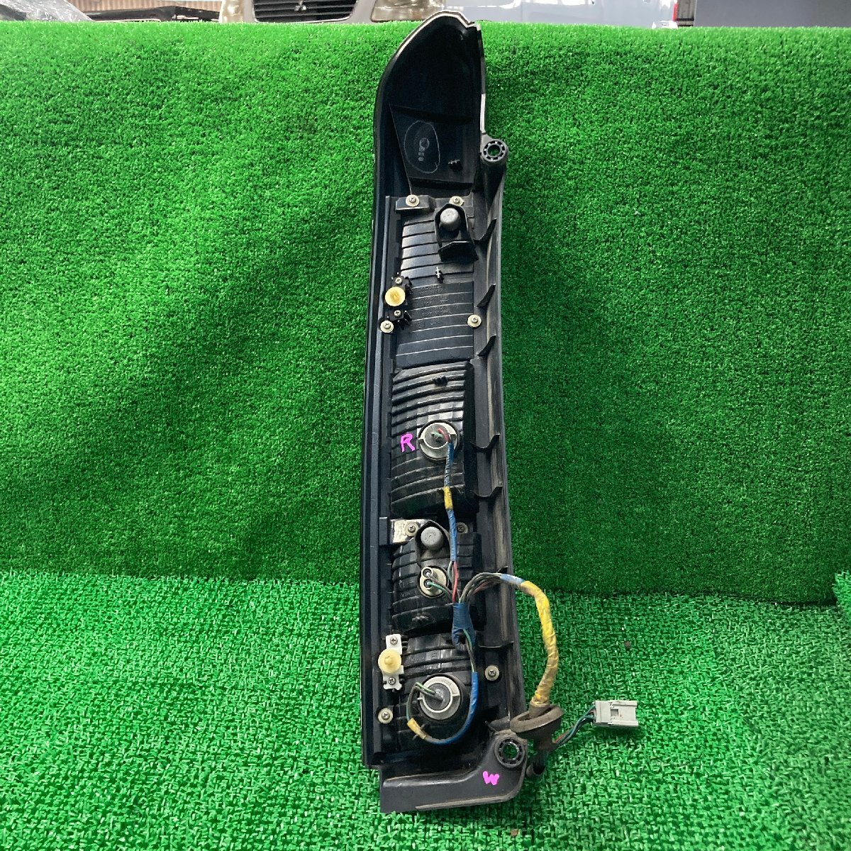 Yahoo!オークション - バモス HM1 M 右 テールランプ テールライト KO...