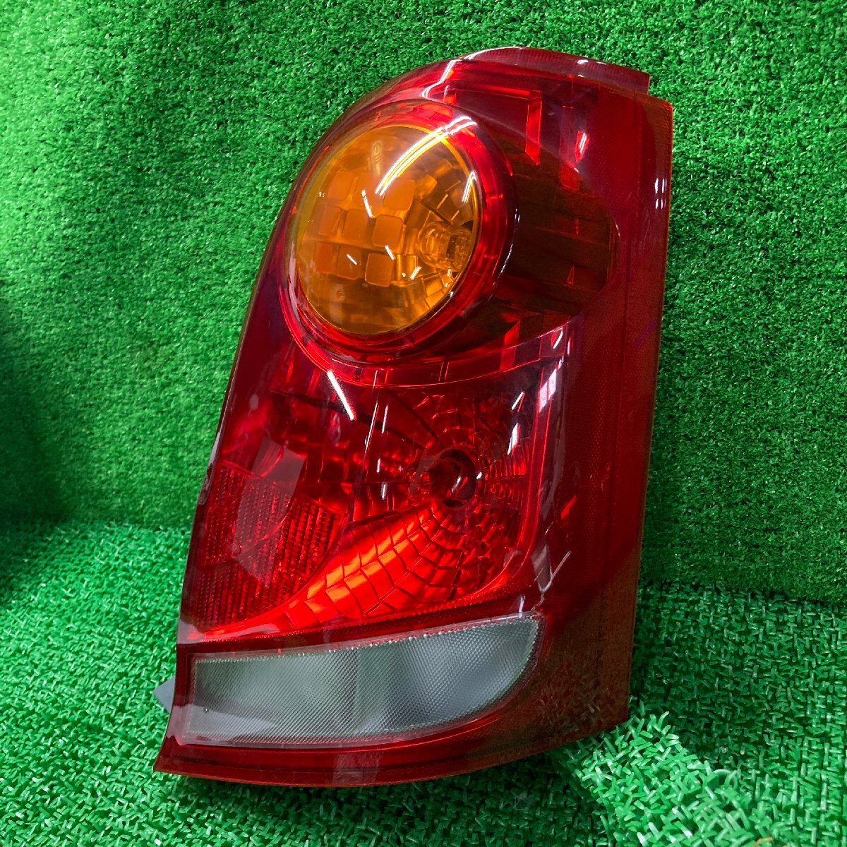 Yahoo!オークション - ライフ JC1 G 右 テールランプ テールライト IC...