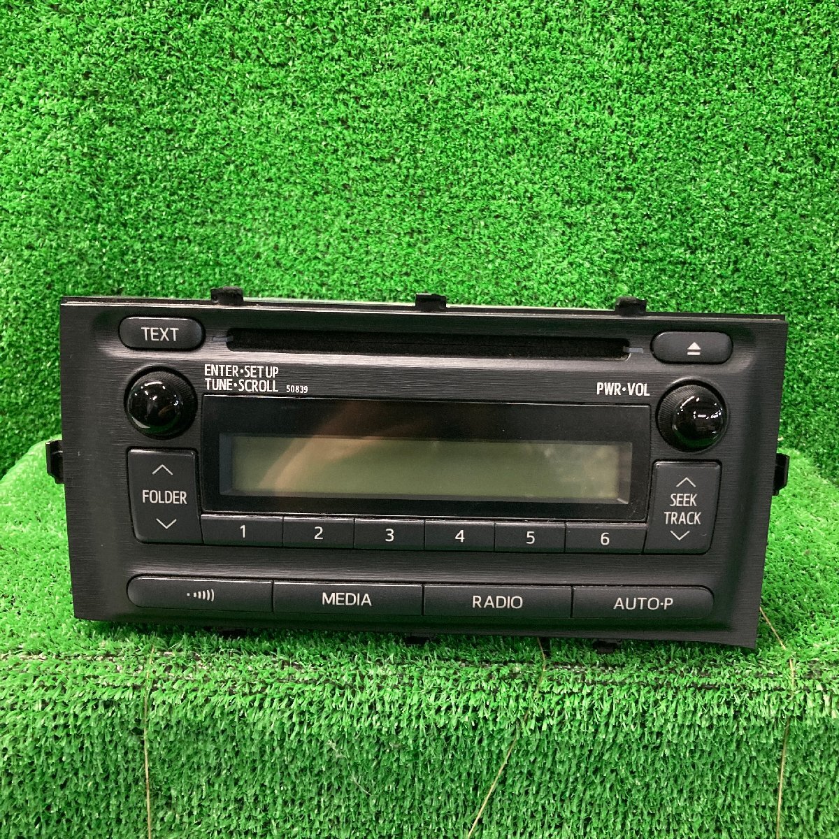 Yahoo!オークション - アクア NHP10 G 純正 オーディオ CD プレーヤー...