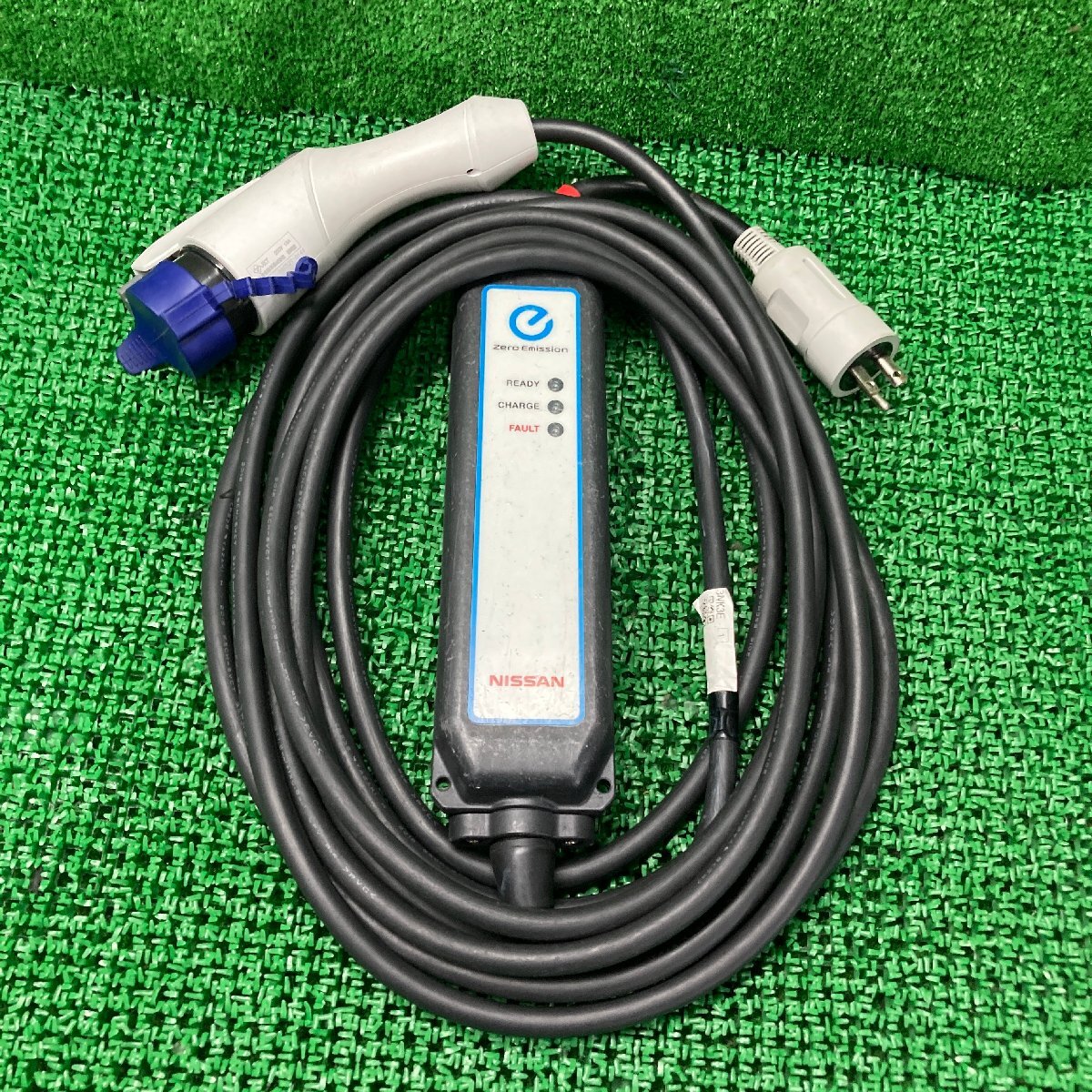 Yahoo!オークション - リーフ AZE0 X 充電ケーブル （W7915）