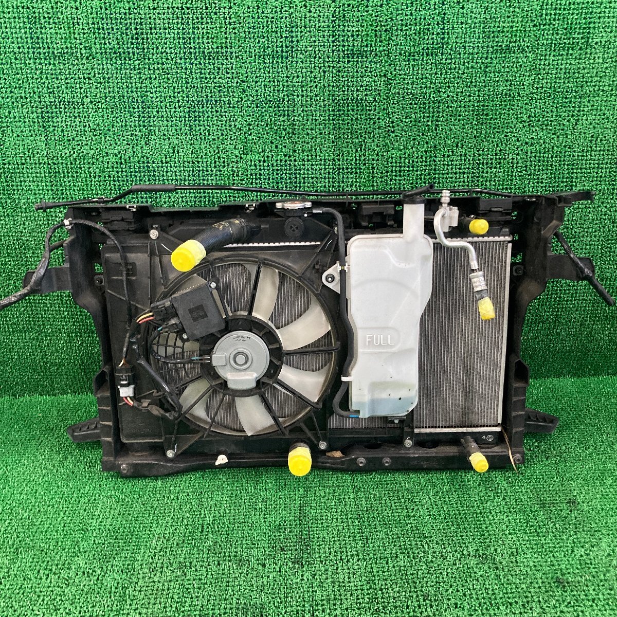 Yahoo!オークション - デミオ XDツーリング DJ5FS ラジエターコアサポ...