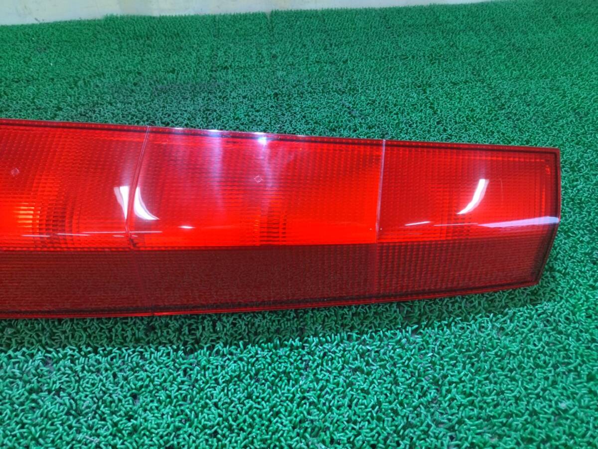 Yahoo!オークション - ホンダ ステップワゴン GF-RF1 テールライト 右 ...