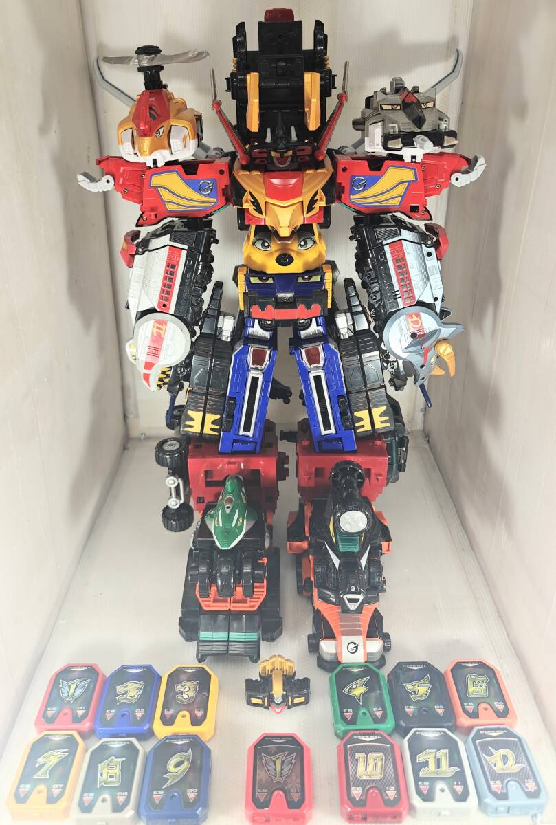 日本代購代標第一品牌【樂淘letao】－DX エンジンオーG12 セット ガンバルオー セイクウオー キョウレツオー 炎神アタッシュ 炎神ソウル DX 版 検( 炎神戦隊ゴーオンジャー