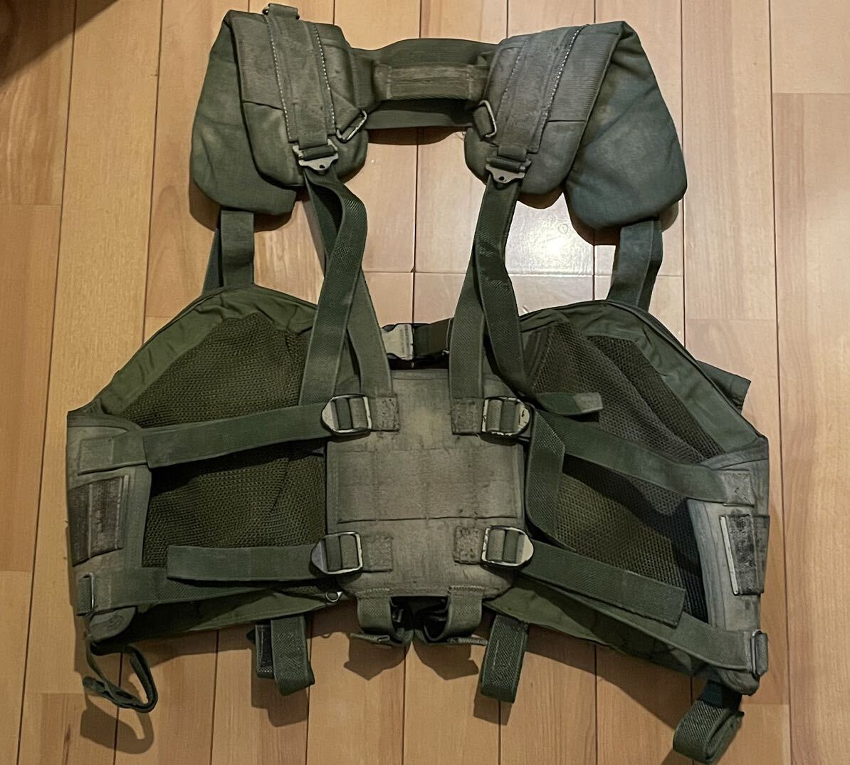 LONDON BRIDGE LBT 1635 RIFLEMAN CHEST RIG FLOTATION VEST SEAL DEVGRU NSW チェストリグ ベスト 放出品(弾帯)｜売買され ...