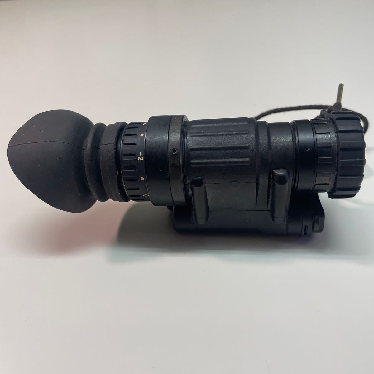 Yahoo!オークション - 実物AN/PVS-14