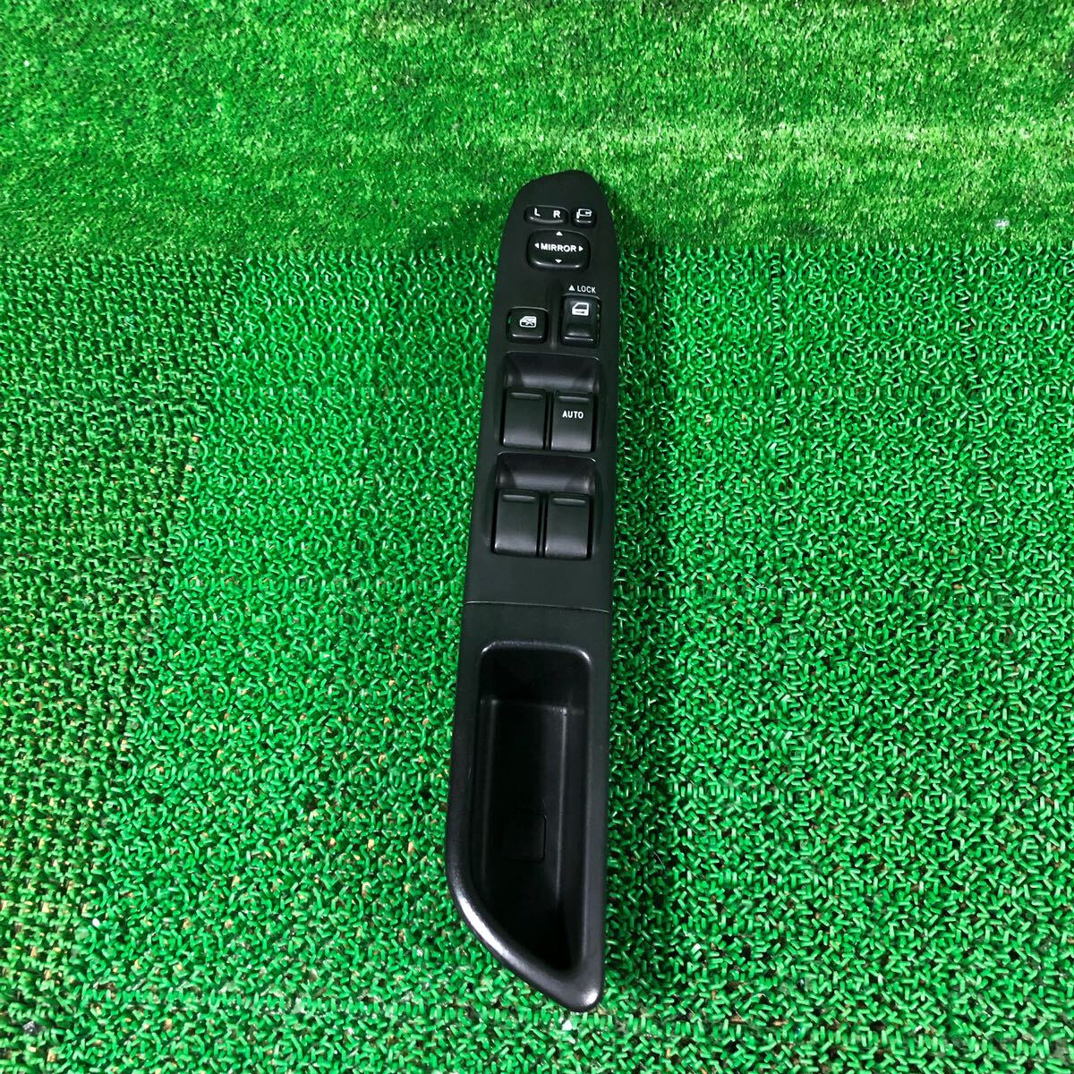 Yahoo!オークション - スバル フォレスターグロススポーツ2.0i SG5 純...