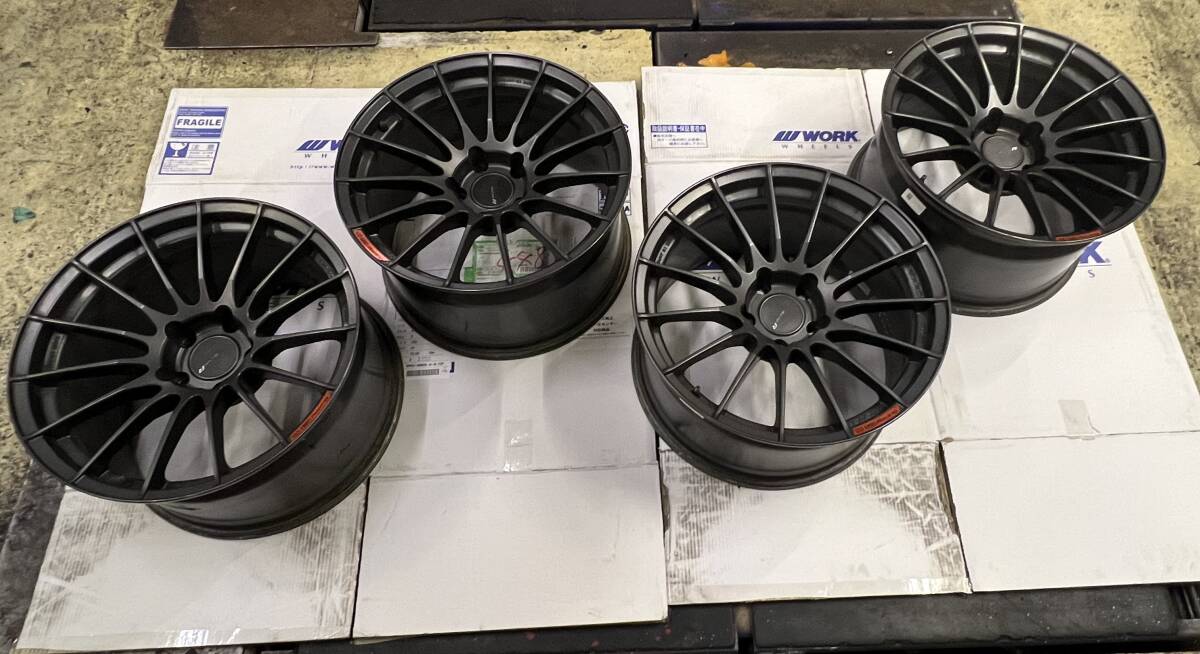 Yahoo!オークション - エンケイ ENKEI RS05RR 18x9.5J +22 (ET22) 5穴 ...