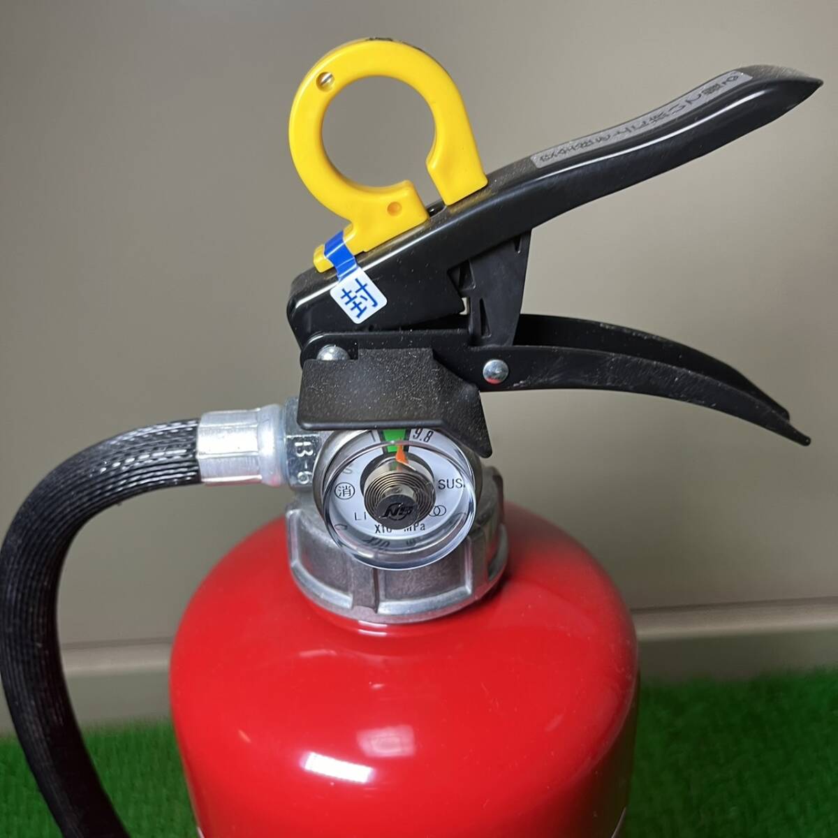 Yahoo!オークション - 【保管品】 初田製作所 消化器 HATSUTA PEP-10N ...