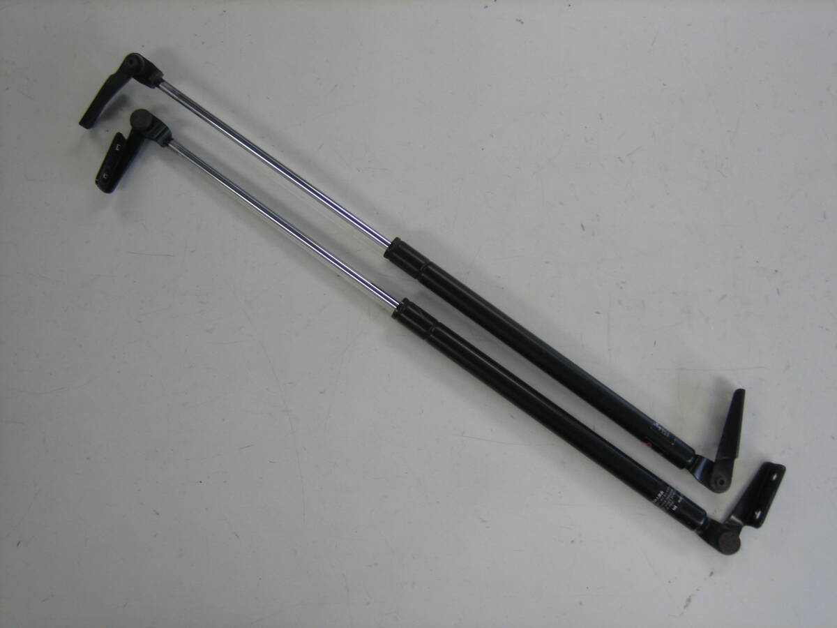 日産 マーチ GH-K11 リアゲートダンパー2本セット 走行距離87999Km C2784(リア)｜売買されたオークション情報、yahooの商品情報をアーカイブ公開 - オークファン ...