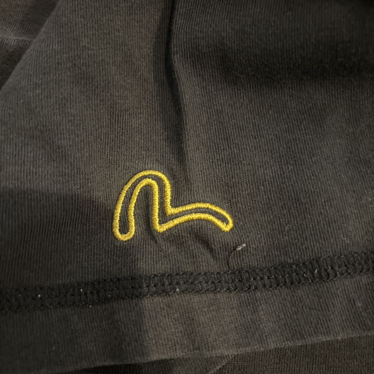 Yahoo!オークション - エヴィス EVISU Tシャツ ブラック 家紋 希少サイ...