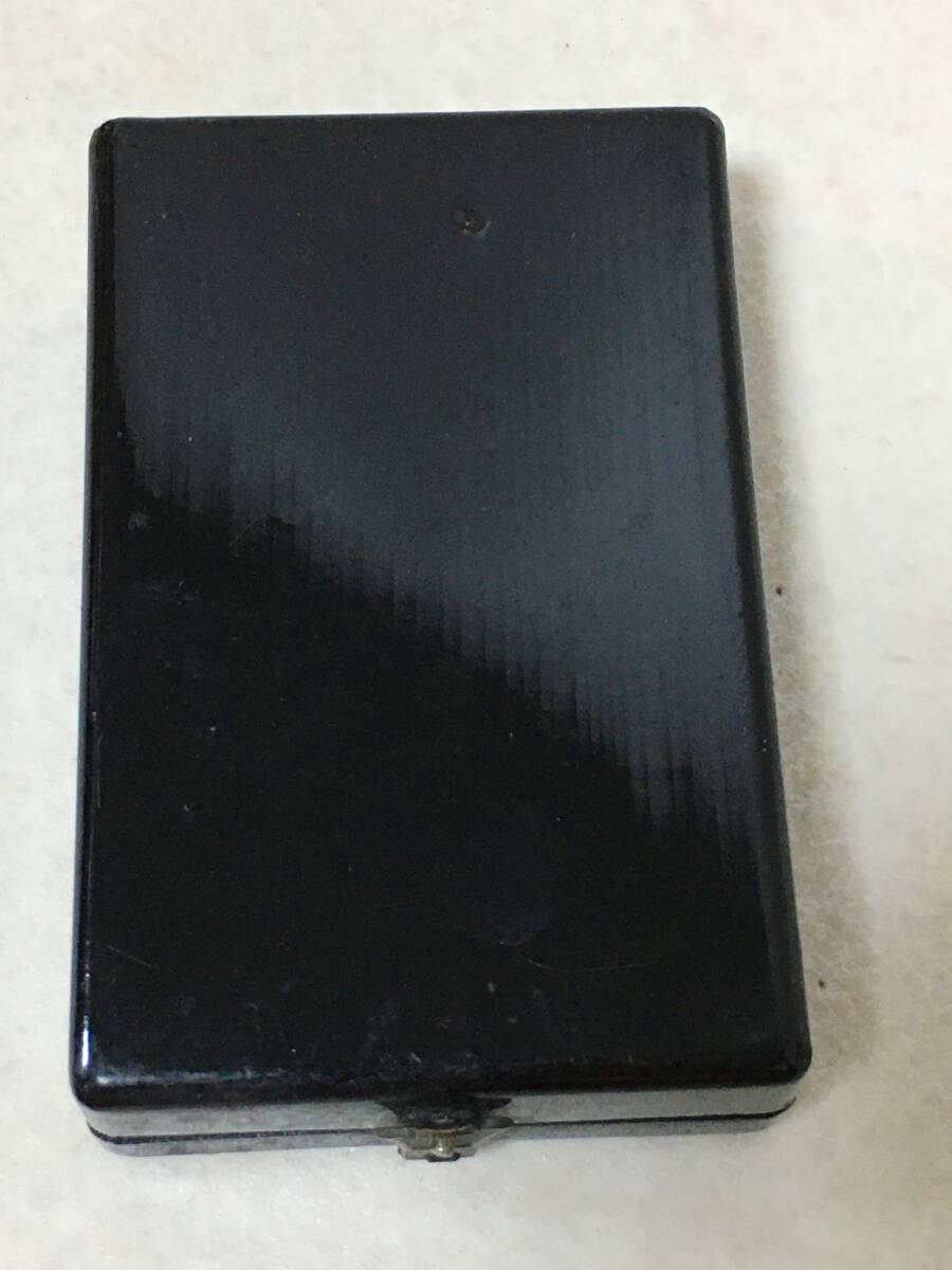 Yahoo!オークション - 【C389】勲七等青色桐葉章 勲章 箱付き メダル ...