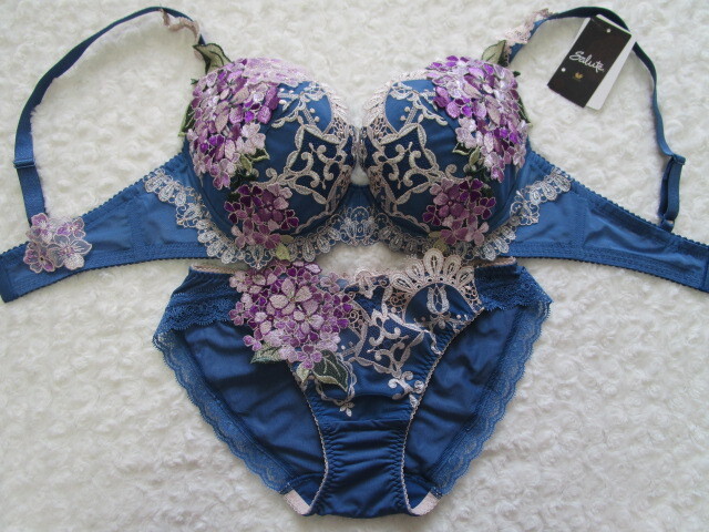 Yahoo!オークション - サルート[モロッコ]F70＆ショーツM BUワコー...