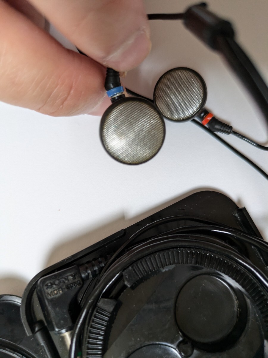 Yahoo!オークション - SONY NUDE MDR-E252