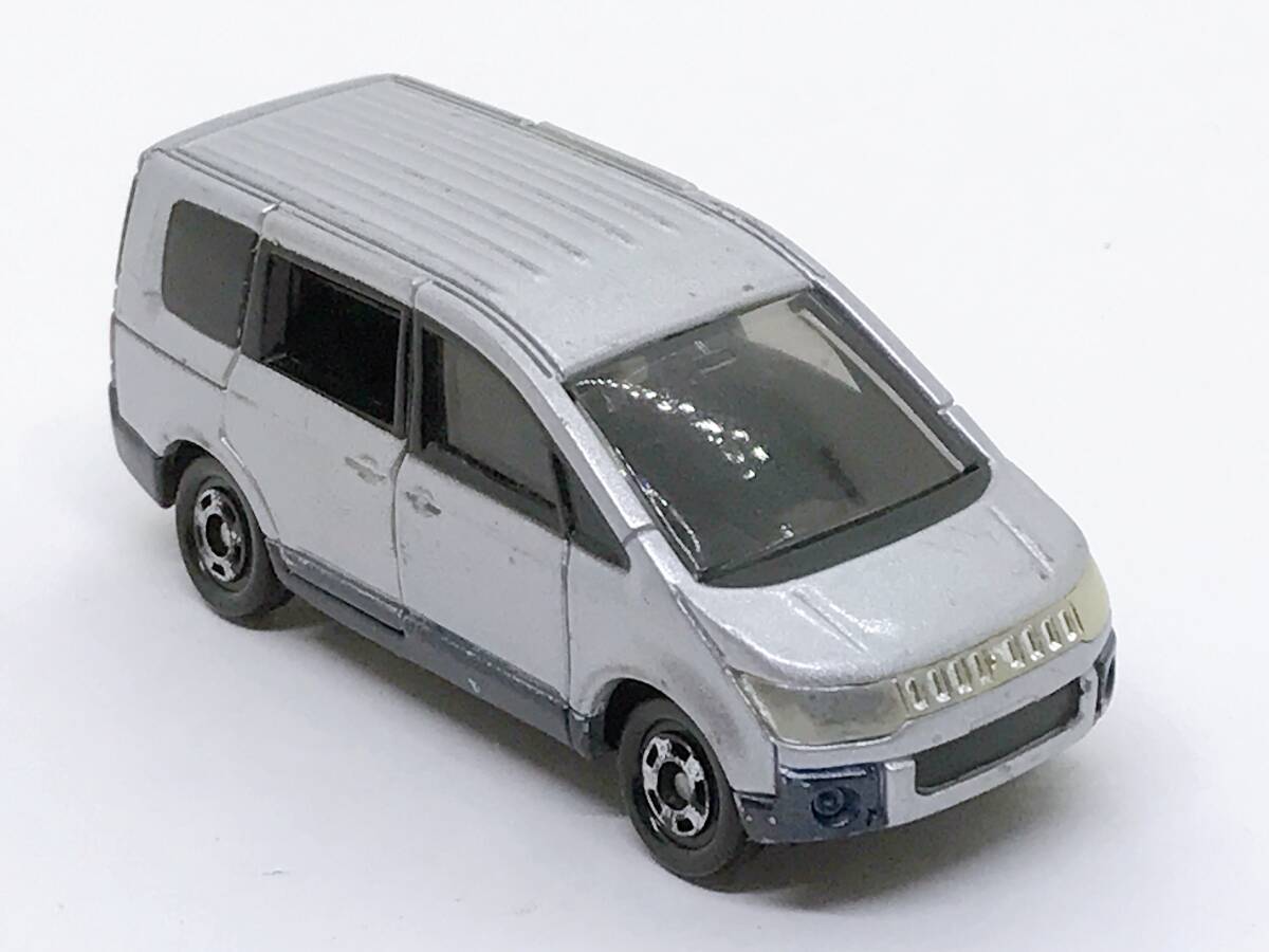 と6 トミカ ミニカー ミツビシ 三菱 デリカ D:5 D5 2007 No.34(乗用車)｜売買されたオークション情報、yahooの商品情報をアーカイブ公開 - オークファン（aucfan.com）
