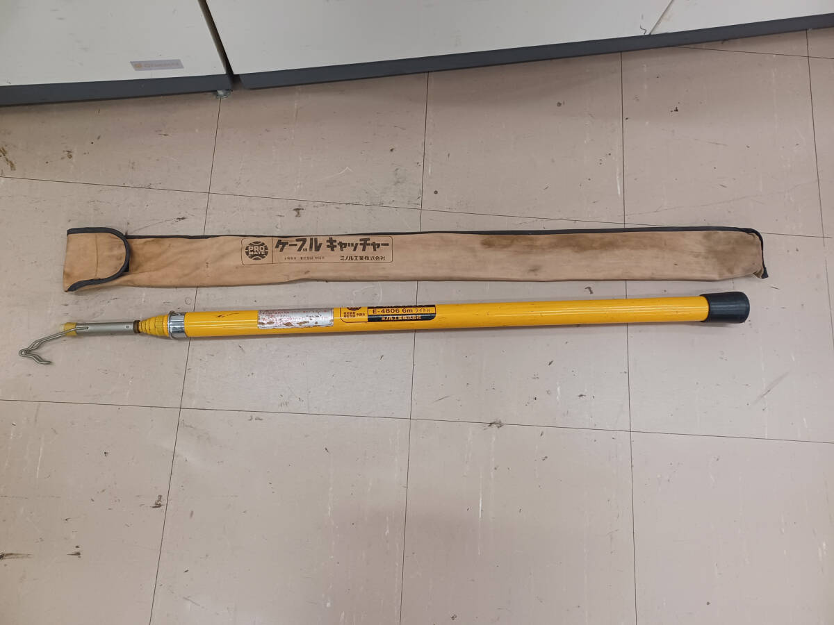 Yahoo!オークション - ミノル工業 ケーブルキャッチャー E-4806 6m ハ...