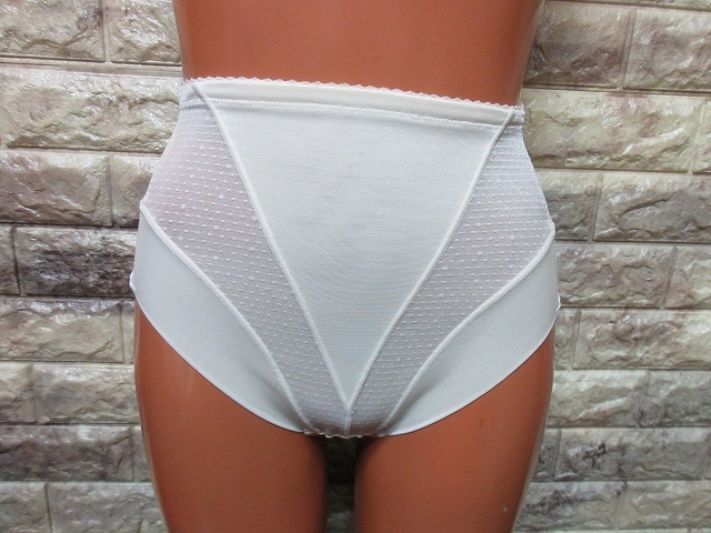 Yahoo!オークション - G-154 POLA Sofical 補正・引き締め効果ガードル64