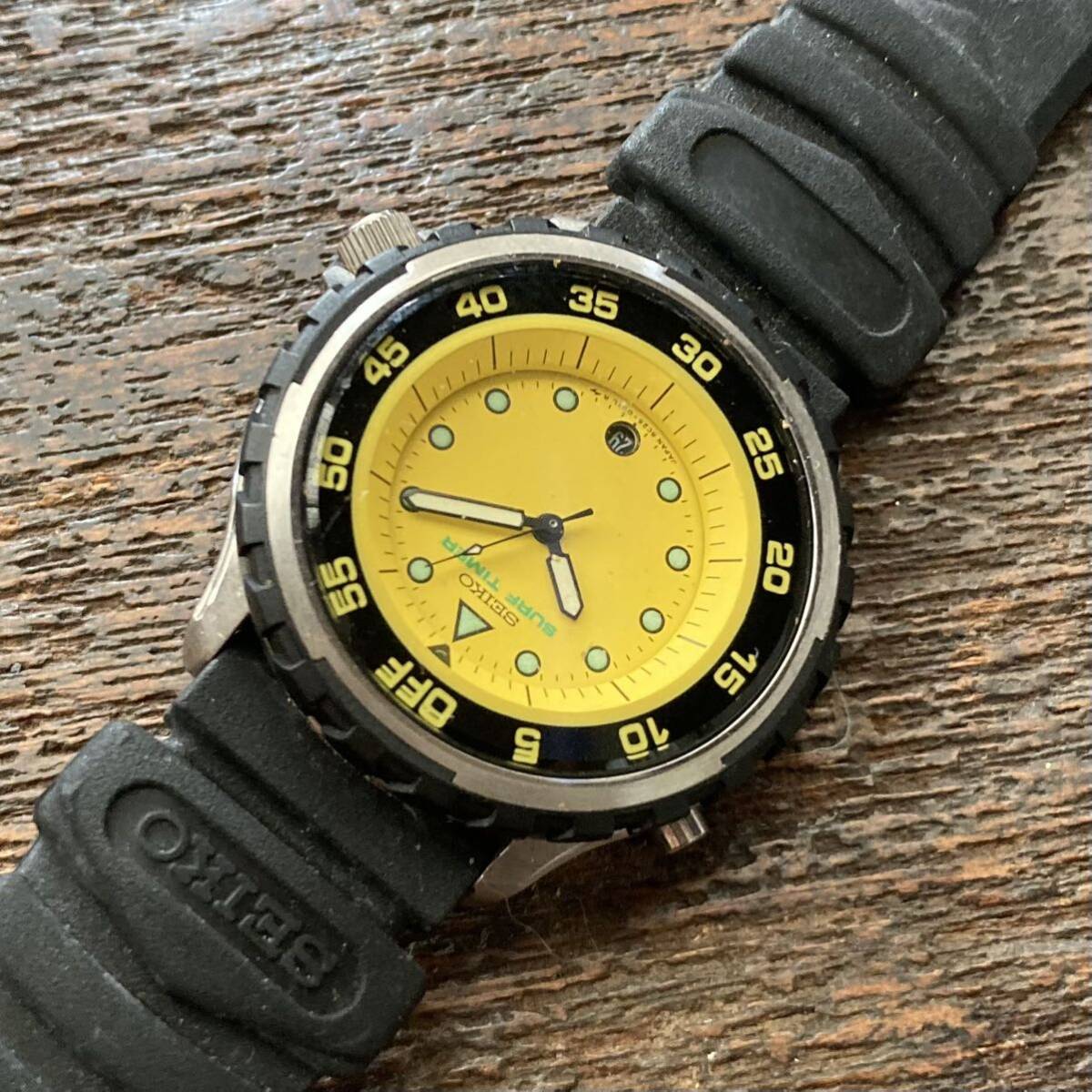 SEIKO セイコー サーフタイマー 8C25-0010 ボーイズ クォーツ ダイバー ジャンク品(セイコー)｜売買されたオークション情報、yahooの商品情報をアーカイブ公開 ...