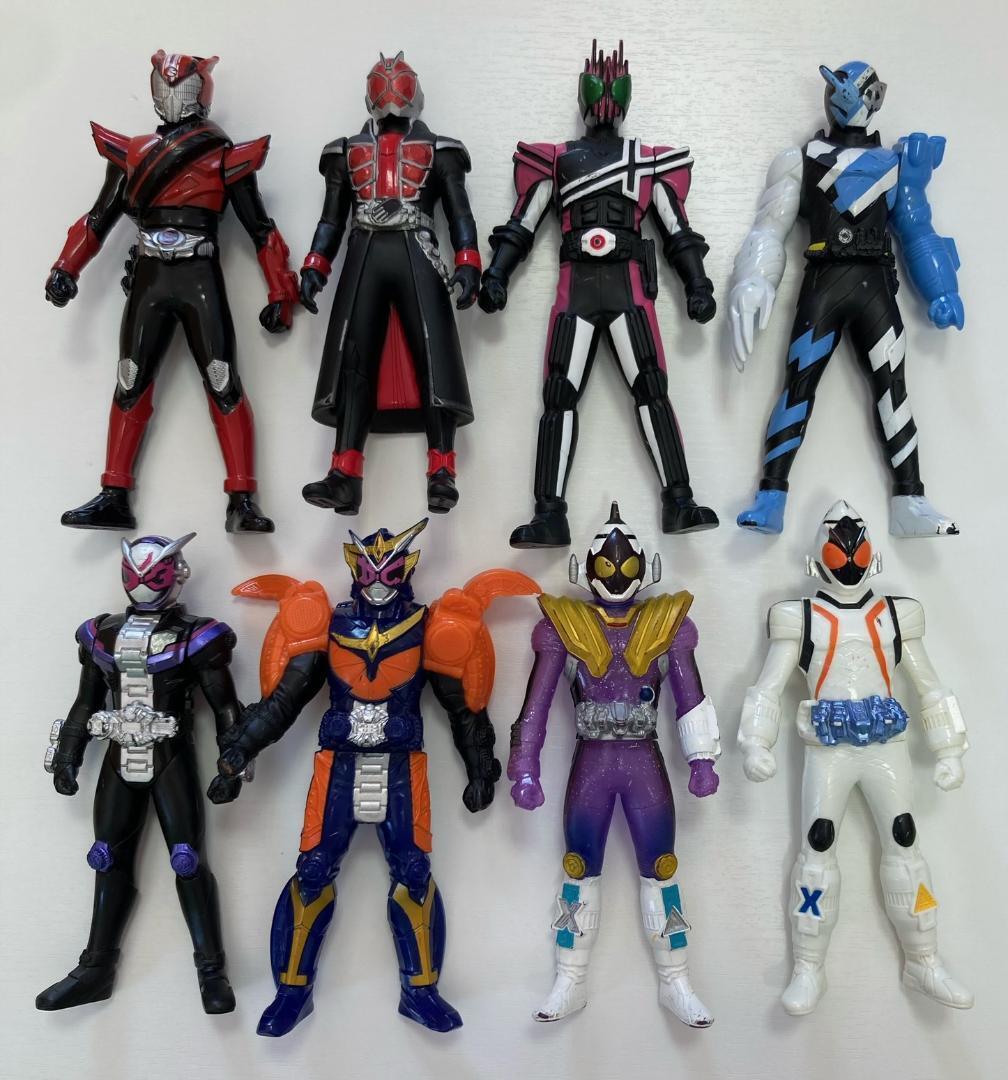 Yahoo!オークション - 【6129】仮面ライダー ソフビ フィギュア まとめ...