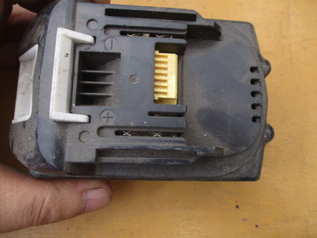 Yahoo!オークション - k2627 マキタ互換 BL1860 18V