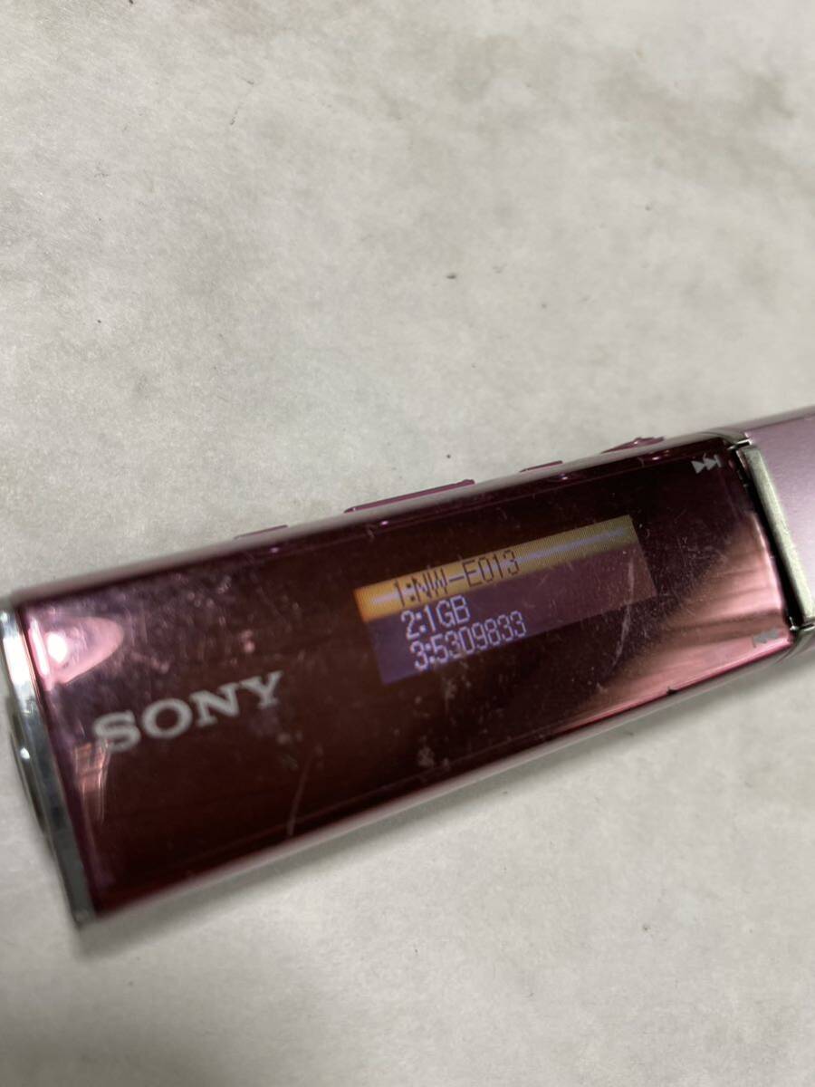Yahoo!オークション - ソニー デジタルウォークマン NW-E013 ピンク 1G...